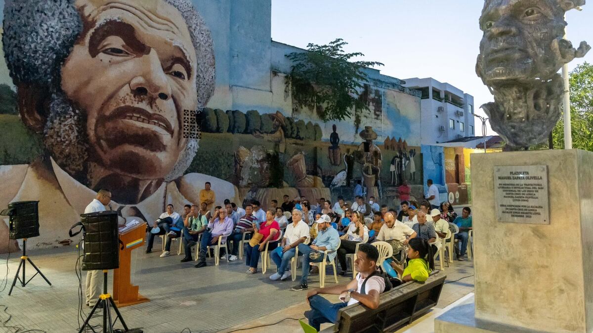 En Lorica inauguran plazoleta y escultura homenaje a Manuel Zapata ... En Lorica inauguran plazoleta y escultura homenaje a Manuel Zapata ...
